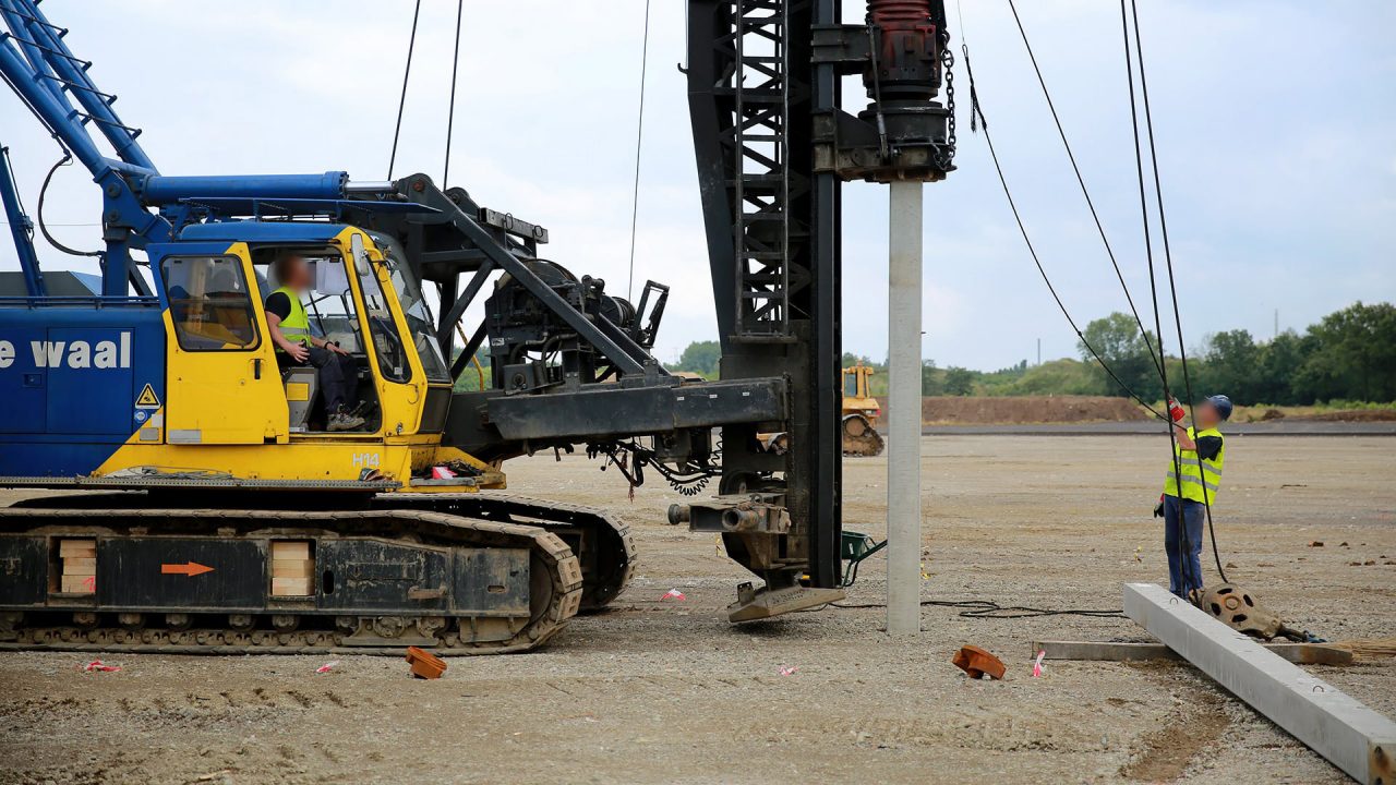 Pieux battus préfabriqués - De Waal Solid Foundations